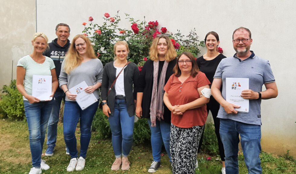 Peer-Berater*innen des SPZ Meckenheim erhalten ihre Zertifikate! - PiT ...